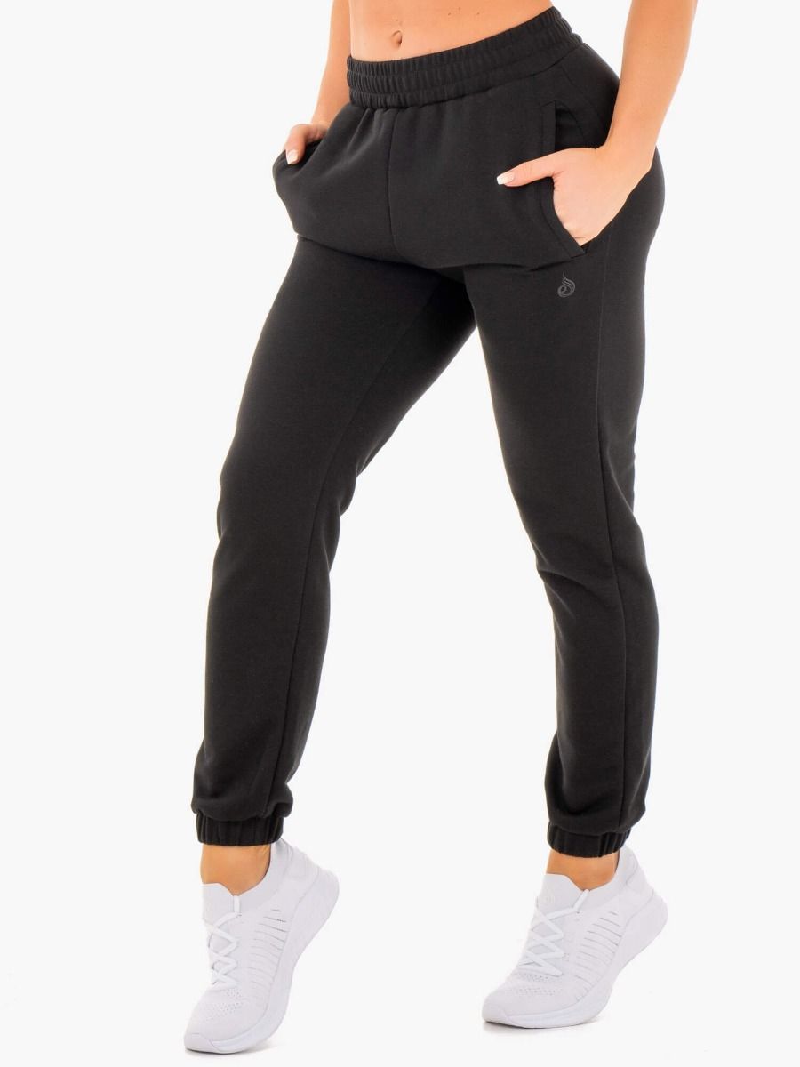 Donna Adapt Sweatpants Black - Ryderwear | GymBeam.it